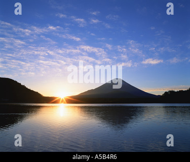 Mountain Fuji sunrise Japan Stock Photo - Alamy