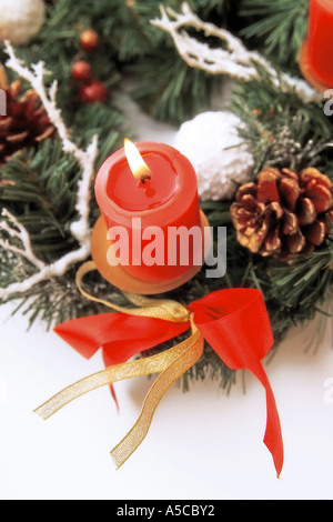 advent wreath with burning candle Stock Photo - Alamy