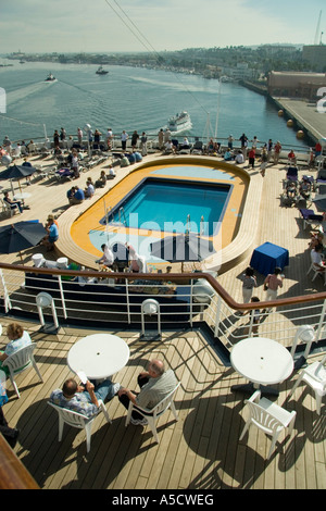 The aft pool deck of the Holland America line cruise ship Oosterdam at ...