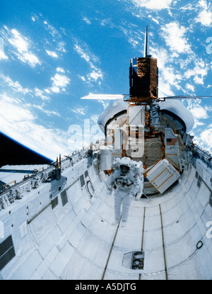 Manned Maneuvering Unit (MMU); astronaut propulsion unit used for ...