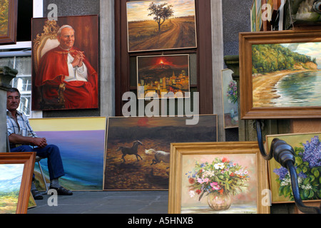 Street vendor selling paintings on Venice beach boardwalk Stock Photo ...
