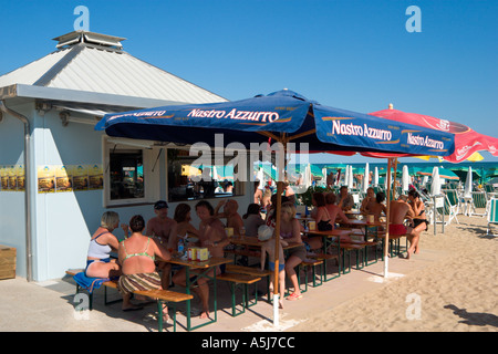 Beach Bar, Lido de Jesolo, Venetian Riviera, Italy Stock Photo - Alamy