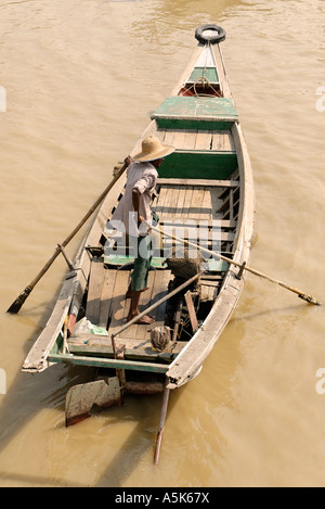 Sampan on the Irrawaddy river Stock Photo - Alamy
