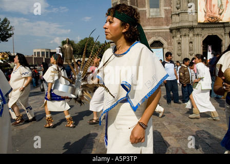 mayan ritual at Madonna of Guadalupe - mexico city Stock Photo - Alamy