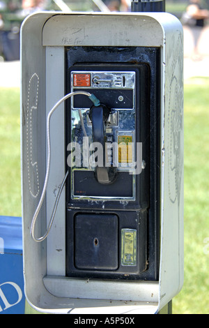 American push button public pay phone Stock Photo - Alamy