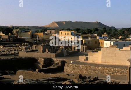 The ruins of Yebu, Elephantine Island, Aswan, Egypt Stock Photo - Alamy