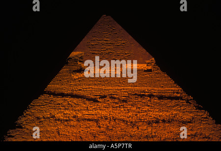 Pyramid of Khafre with limestone covering at the summit, Pyramids of ...