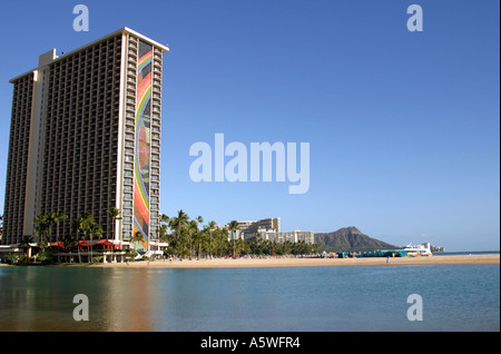 Rainbow Tower Hilton Hawaiian Village Beach Resort & Spa Waikiki Beach ...