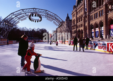 Wien, Rathaus, Eistraum - Vienna, Town Hall, Eistraum, Ice Rink Stock ...