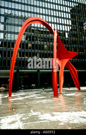 Flamingo stabile sculpture by Alexander Calder in the Federal Plaza in ...