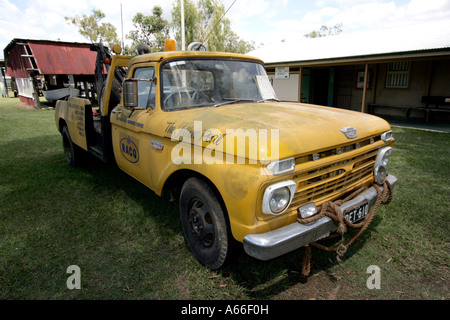 YELLOW FORD RACQ TRUCK HORIZONTAL BAPDB10273 Stock Photo - Alamy