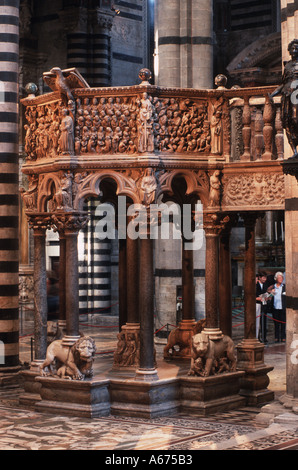 Toskana Siena Cathedral interior pulpit Stock Photo - Alamy