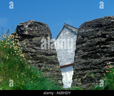 Rustic stone gate to an Irish farmhouse, County Donegal, Ireland Stock ...