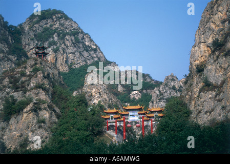 China, Liaoning, Bingyu Gou (Bingyu Valley), paifang (decorative ...