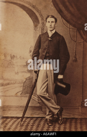 vintage victorian portrait of a gentleman Stock Photo - Alamy