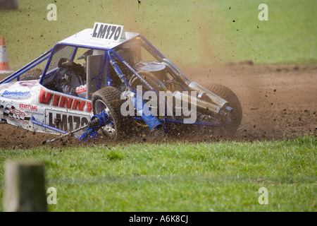 Autograss racing from the north Wales Autograss club, Broughton near ...