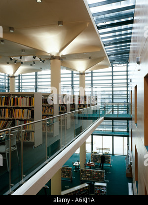 Jubilee Library, Brighton, England. Main library hall Stock Photo - Alamy