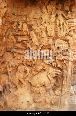 Hathi Gumpha caves in Udayagiri and Khandagiri Caves beautiful columns ...