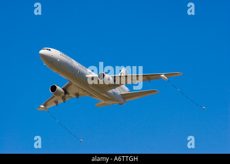 McDonnell Douglas DC-10 Omega Tanker displaying at Fairford RIAT Stock ...