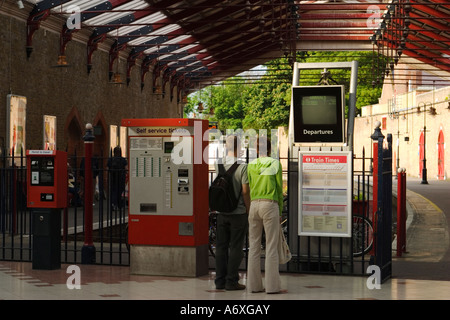 Train schedule monitor Stock Photo - Alamy