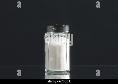 Salz salt saltshaker Stock Photo - Alamy