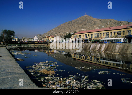garbage in Kabul Stock Photo: 81767412 - Alamy