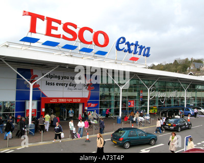Exterior of Tesco Extra supermarket in Slough, Berkshire, England, GB ...
