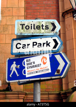 Welsh Language Society sign on road sign at Penrhyndeudraeth Gwynedd ...