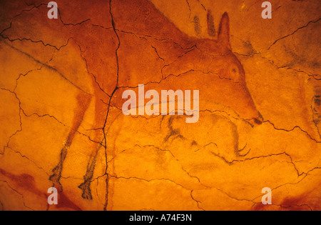 ALTAMIRA DEER PAINTING Stock Photo - Alamy