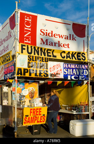 Venice Beach food stand 1 Stock Photo - Alamy