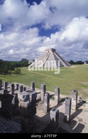Castillo from Temple of Warriors Chichen Itza Mexico Stock Photo - Alamy