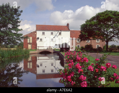 Alvingham Mill near Louth in Lincolnshire England UK Stock Photo - Alamy