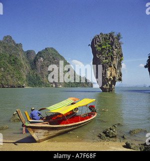 Green water, a sea pillar and a sandy beach: surging Atlantic waves ...