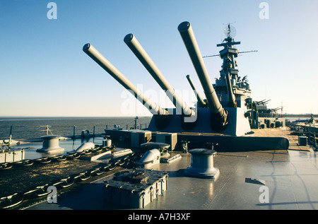 Deck of the USS Alabama museum battleship at the Battleship Memorial ...