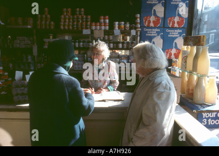 RETRO WOMAN 1970 1970s GROCERY SHOPPING PUSHING CART Stock Photo - Alamy