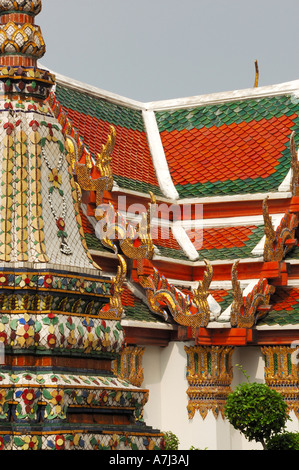 Aligned Chedis Wat Pho temple Bangkok Thailand Stock Photo - Alamy