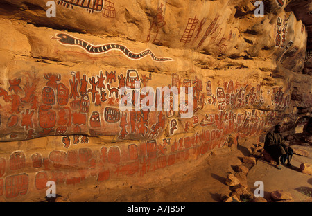 Dogon Rock Art Mali Stock Photo - Alamy
