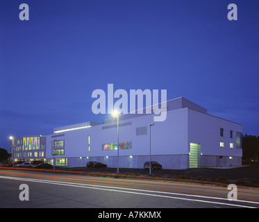 Peepul Centre, Leicester. 2005 Architect: Andrzej Blonski Architects ...