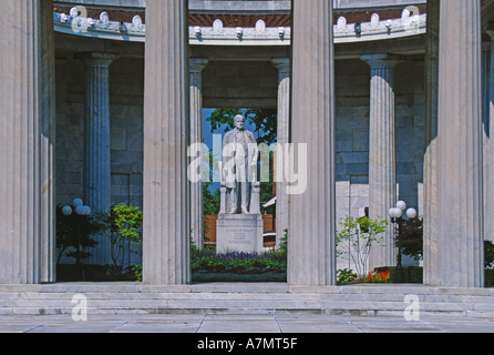 McKinley Memorial Library & Museum, Niles, Ohio Stock Photo - Alamy