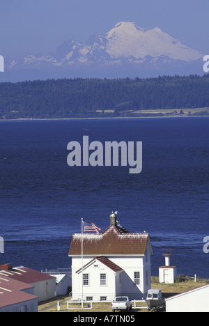 Marrowstone Point Lighthouse, Fort Flagler State Park, Washington, USA ...
