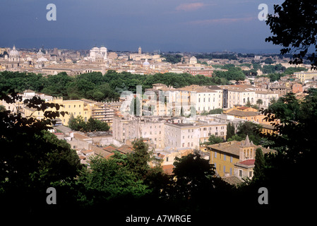 Italy, Lazio, Rome, city overlook from the Gianicolo (Janiculum Hill ...