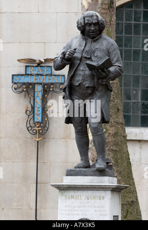London Statue of Samuel Johnson, London, England, UK Stock Photo - Alamy