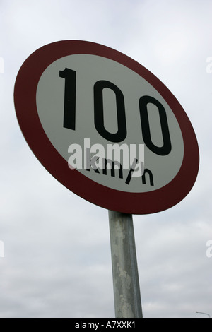 Speed limit of 100 km per hour on New Zealand country road Stock Photo ...
