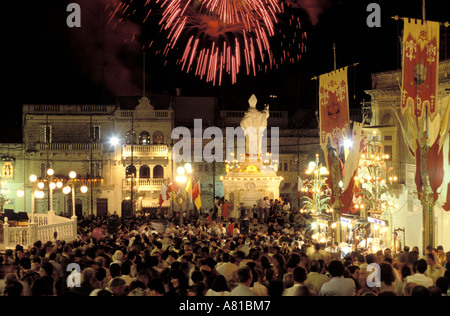 Malta, Summer festas, Saint Nicholas' festa in Siggiewi, the brass band ...