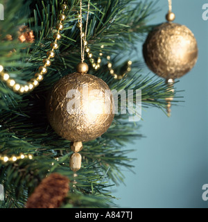 Gold beads close-up Stock Photo - Alamy