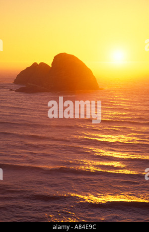 Three Arch Rocks dusk, Oceanside State Park, Oregon Stock Photo - Alamy