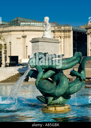 City of London, England. The ‘Alison Lapper Pregnant’ sculpture by mark ...