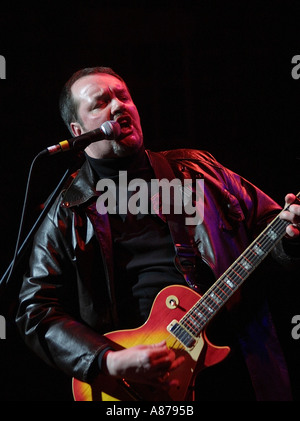 Pete Wylie of The Mighty Wah! Stock Photo - Alamy