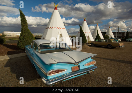 Teepee-shaped motel rooms at Wigwam Motel on Route 66 in Rialto Stock ...