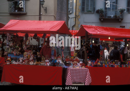 Christmas market in Domodossola, Piemonte Italy Stock Photo - Alamy
